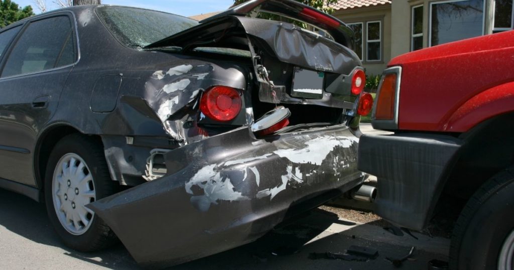 How Does Machine Learning Predict a Driver’s Car Accident Risk?